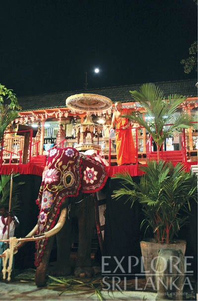 Podi Hamuduruwo: On the path of virtue - Explore Sri Lanka